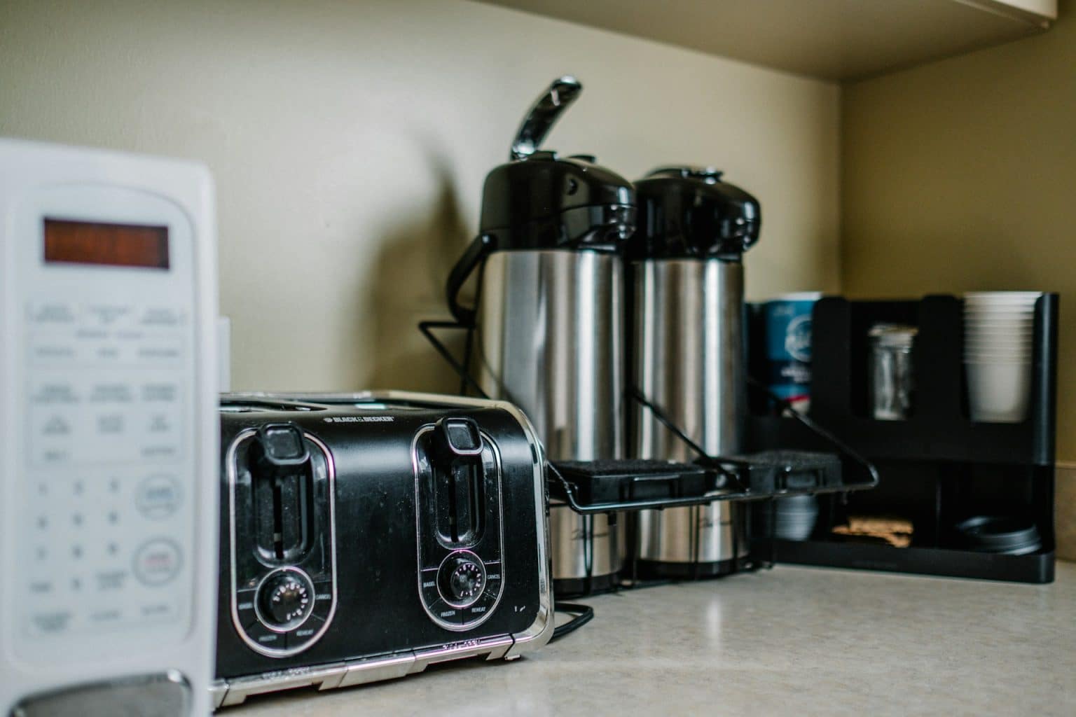 5 Must-Have Kitchen Appliances for Smart Cooking - CU Independent